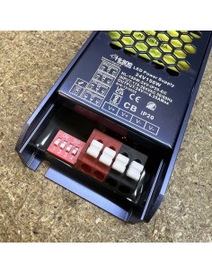 LED drivers for 12 and 24V LED STRIP LIGHTS, UK LED strips